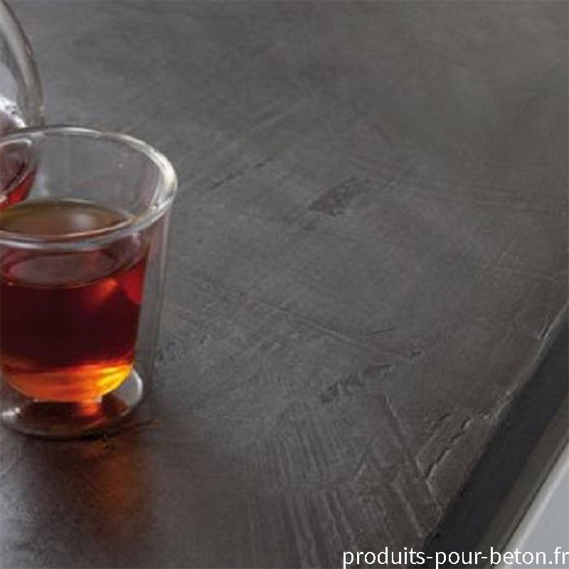 Cire métallisante pour sol en béton